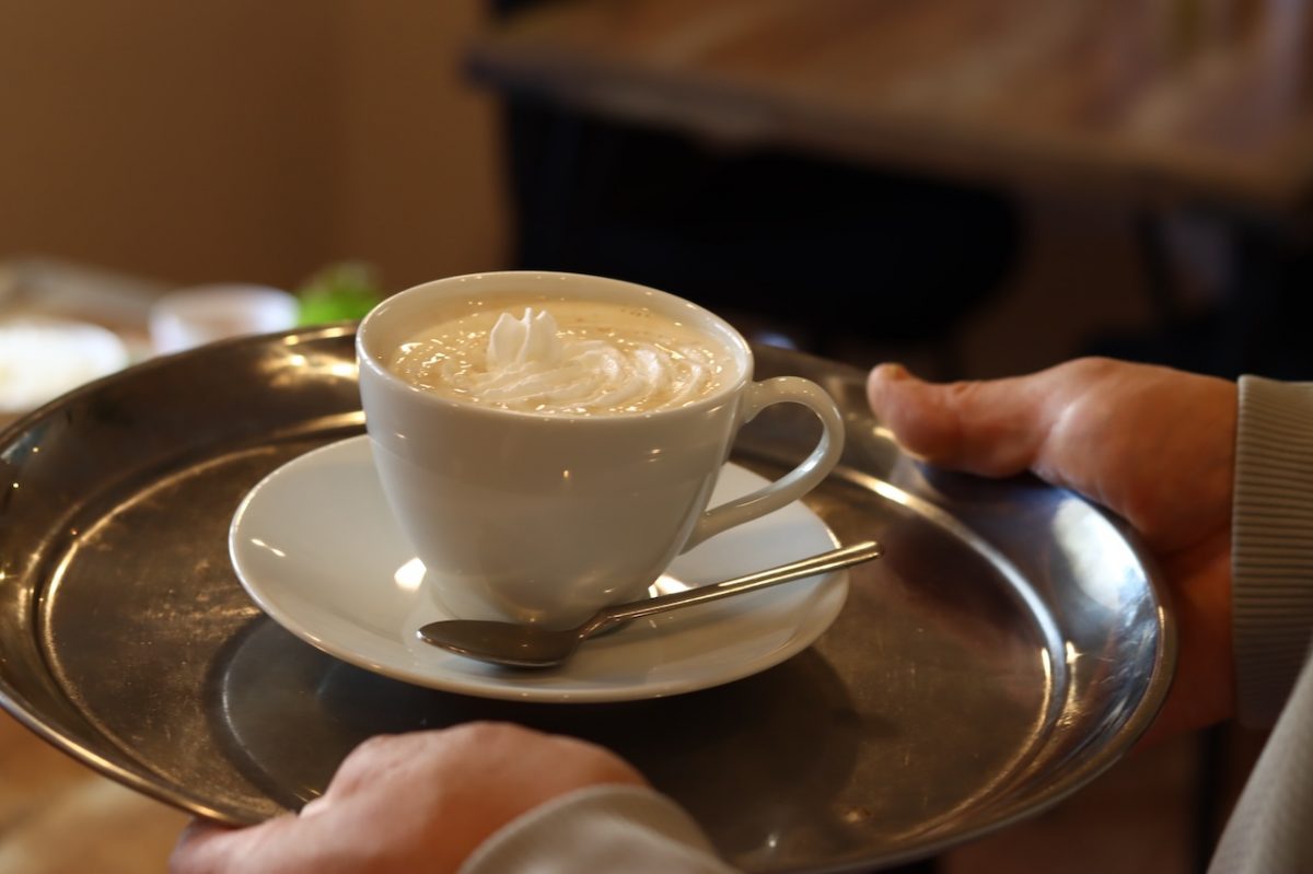 【高知グルメ】地元民に愛されてきた食堂とカフェが融合したお店「Oiwai Kitchen」地元タウン誌おススメ情報 | 【高知県公式】高知県のあれこれまとめサイト「高知家の